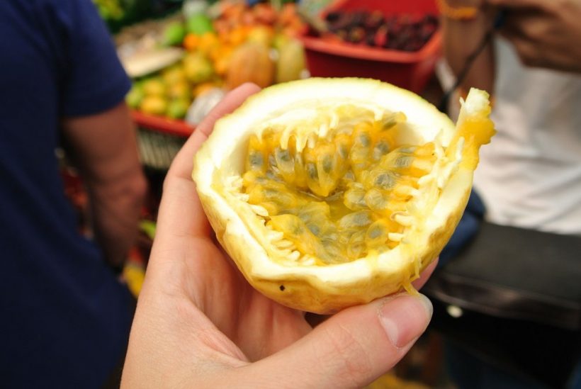 Colombian fruit: your guide to mind-blowing flavours • Lulo Colombia Travel